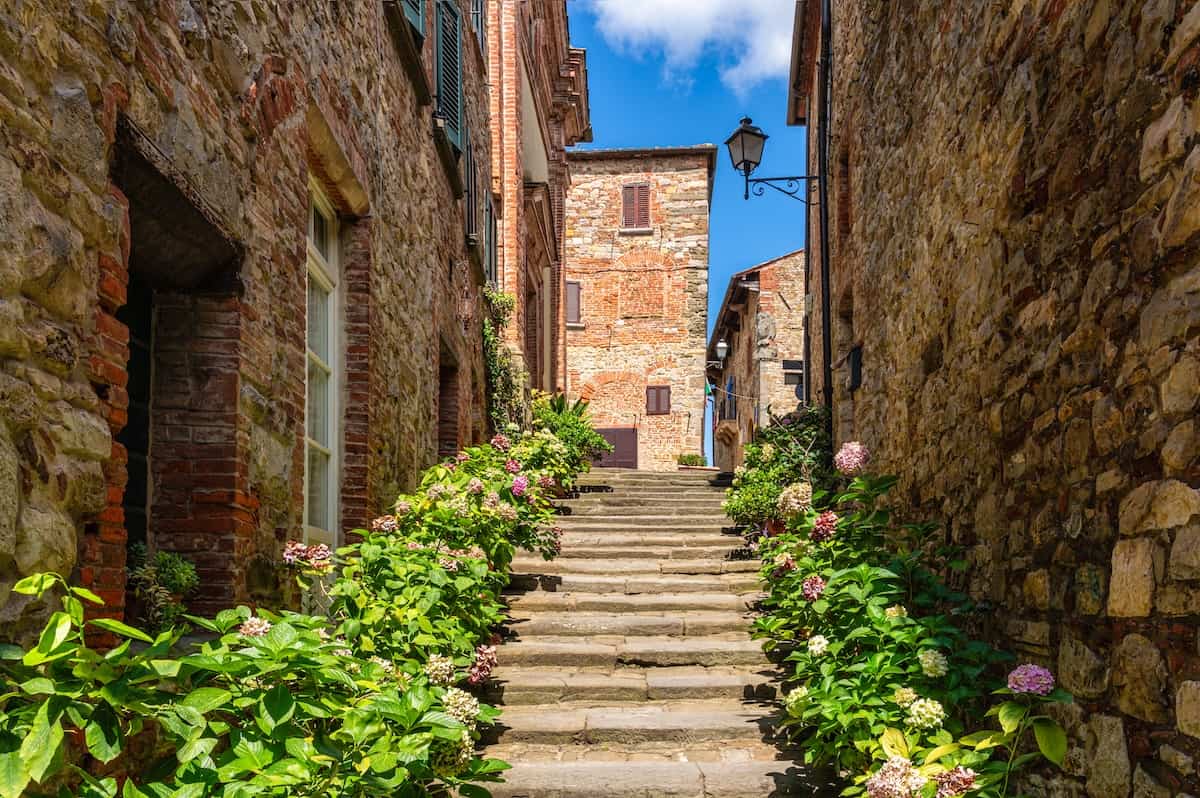 Lucignano: A Hidden Gem In Tuscany, Away From The Crowds - MORE TIME TO ...