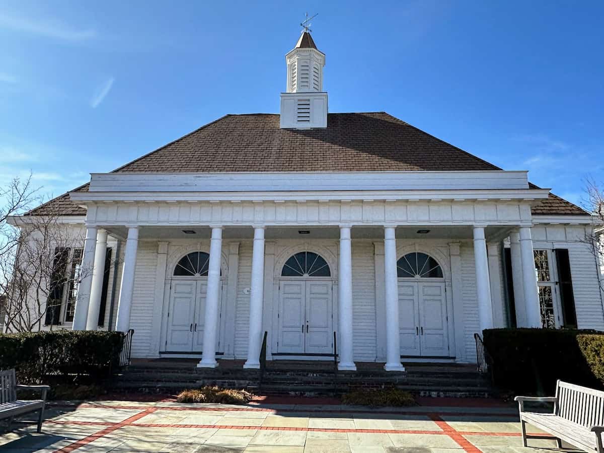 Inside Ocean House: The Rumored Watch Hill Swift-Kelce Wedding Venue ...