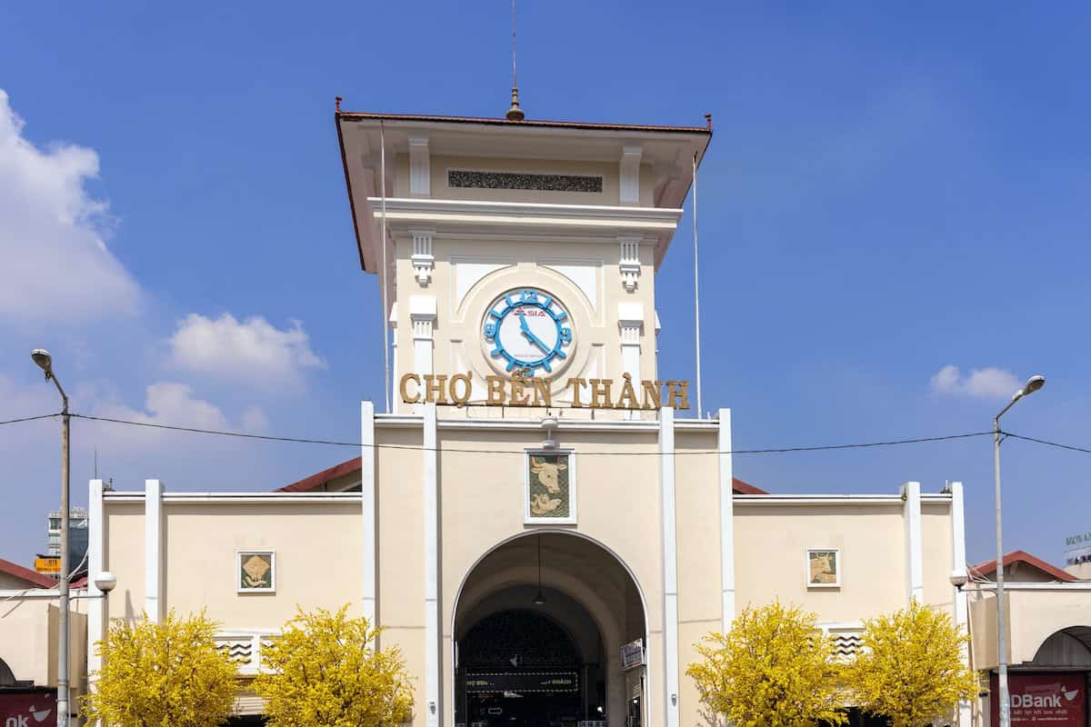 A VIP Manicure Experience in Saigon (Ho Chi Minh City), Vietnam - MORE ...